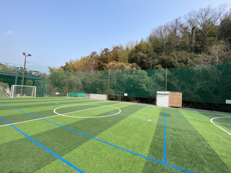 Gustareスタジアム by HOPPL - グスターレフットボールアカデミー